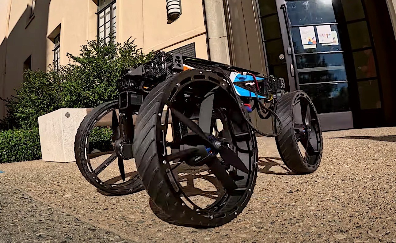 Robot ‘transformer’ se inspira en animales para moverse por tierra y aire